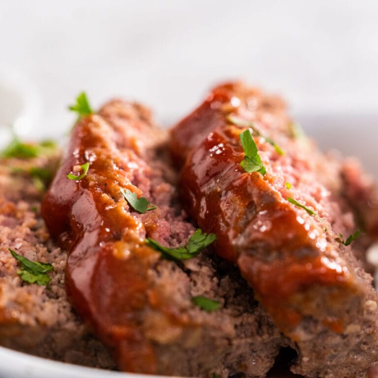How Long to Cook 1 Lb Meatloaf (+ Classic Recipe) - Insanely Good