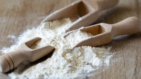 What Is 00 Flour? (+ How to Use It) - Insanely Good