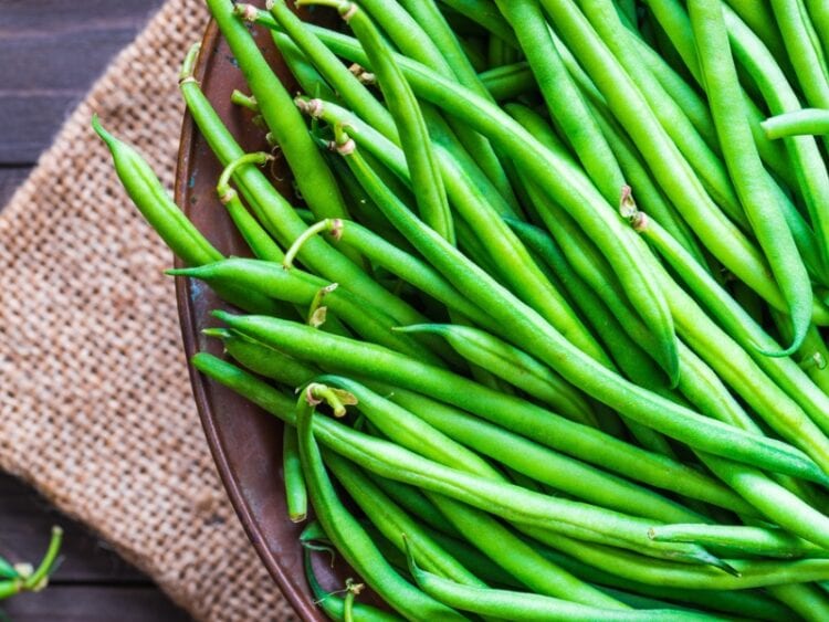 10 Different Types of Green Beans (Most Common Varieties) - Insanely Good