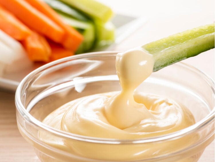 Miracle Whip vs. Mayo: What's the Difference? - Insanely Good