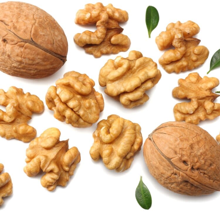 Pecans vs. Walnuts (What's the Difference?) - Insanely Good