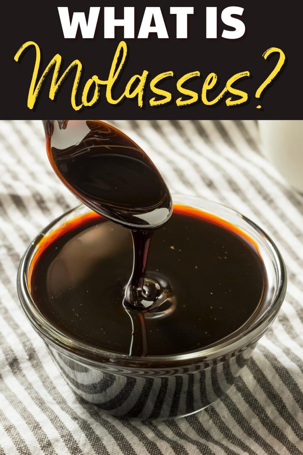 What is Molasses? (What You Need to Know) - Insanely Good
