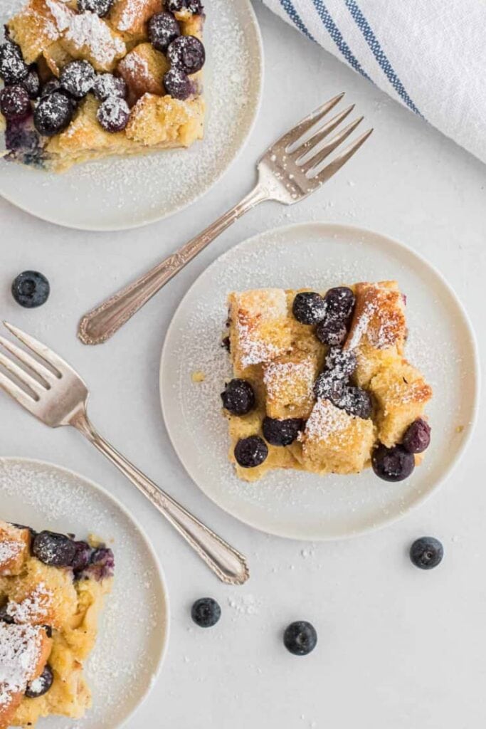 24 Best Blueberry Desserts (+ Easy Recipes) - Insanely Good