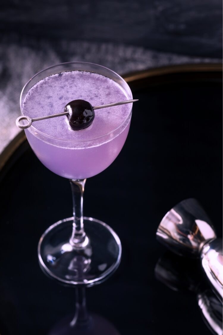 17 Pretty Purple Cocktails - Insanely Good