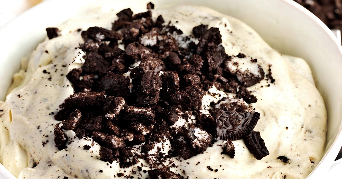 Easy Oreo Fluff - Insanely Good