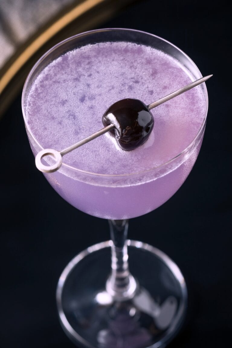 Aviation Cocktail (Classic Recipe) - Insanely Good