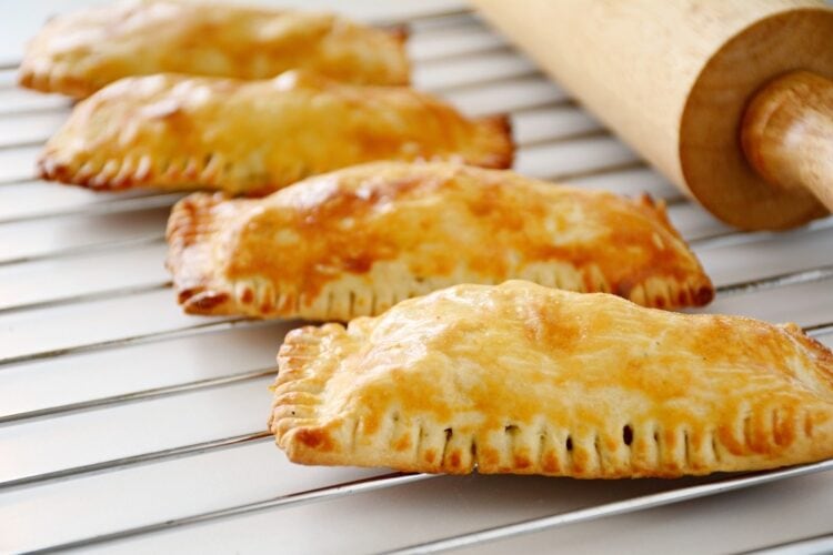 35 Easy Baking Recipes and Dessert Ideas - Insanely Good