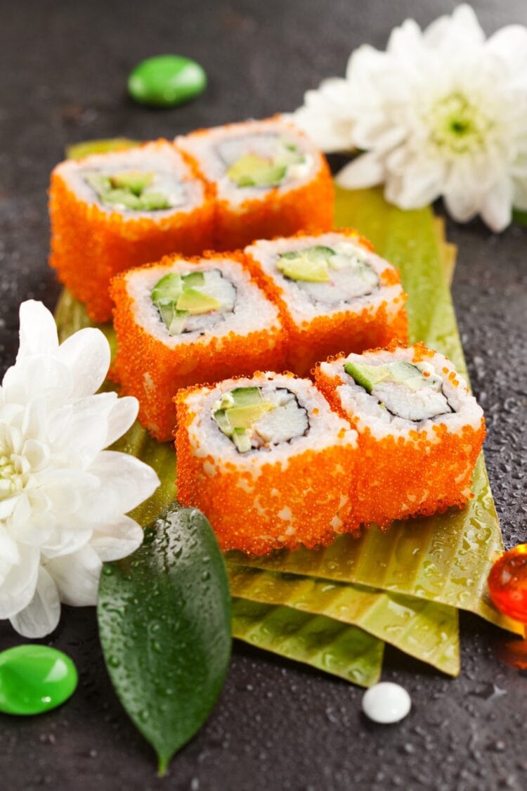 Tobiko vs. Masago (What's the Difference?) - Insanely Good