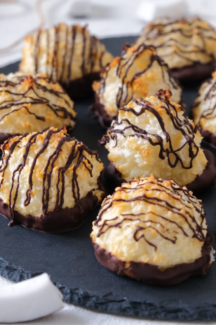 23 Traditional Jewish Desserts - Insanely Good