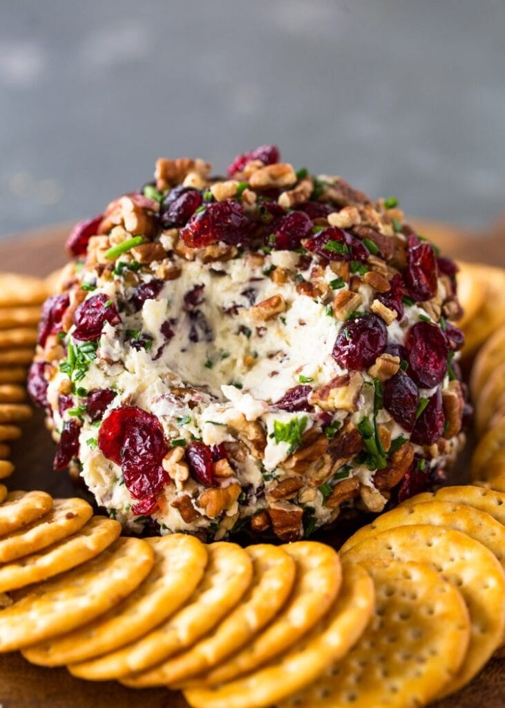 25 Best Christmas Cheese Balls and Appetizers - Insanely Good