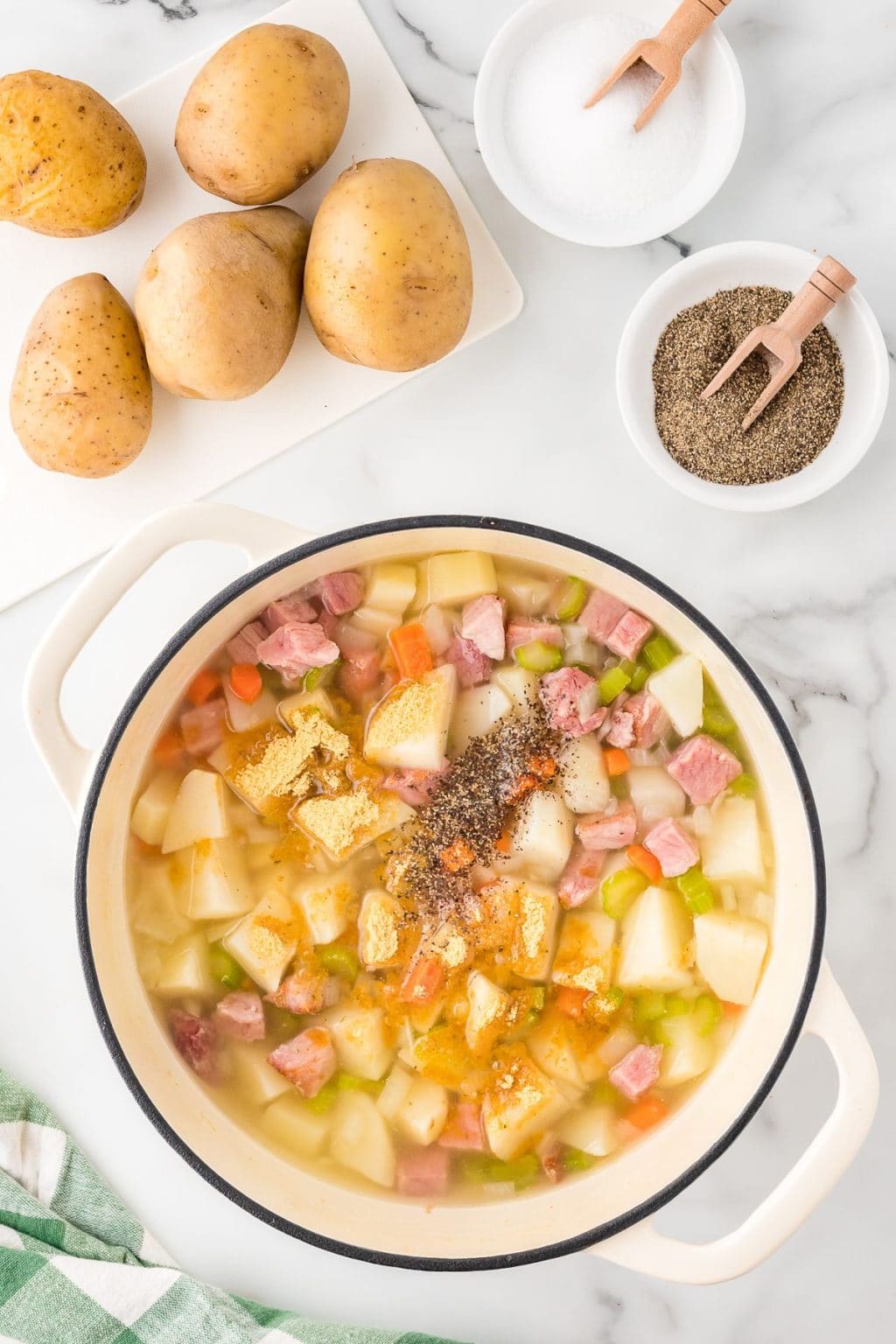 Creamy Ham and Potato Soup - Insanely Good