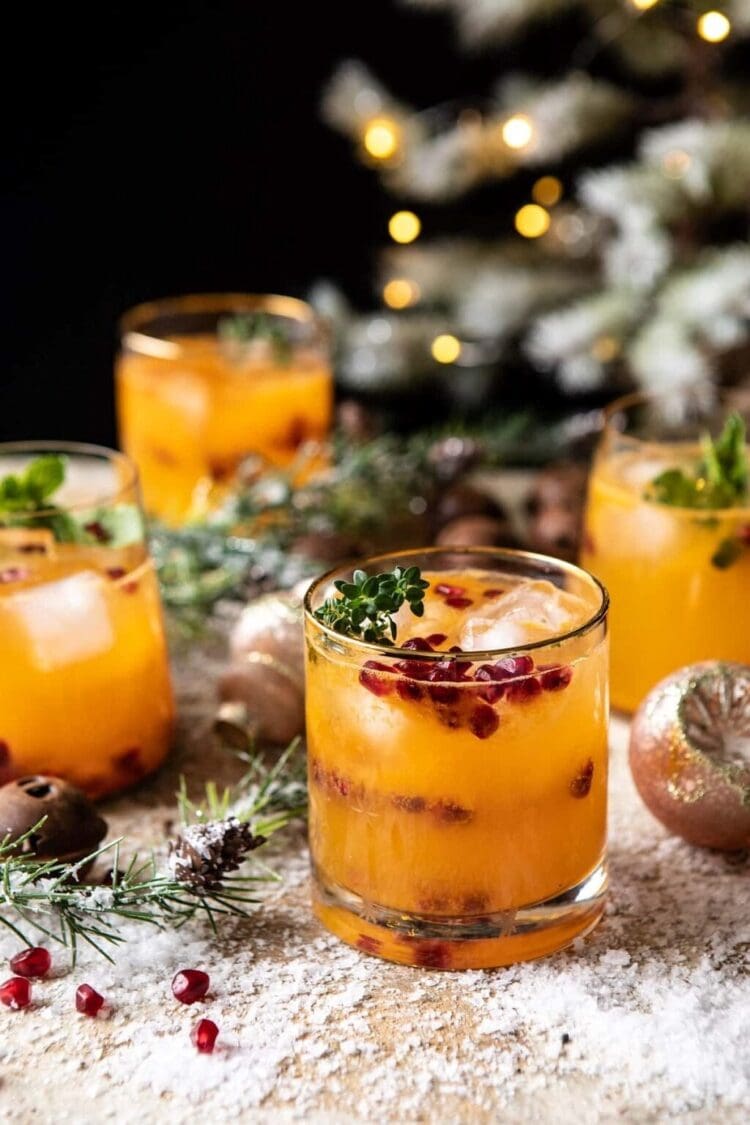 26 Easy Christmas Cocktails - Insanely Good