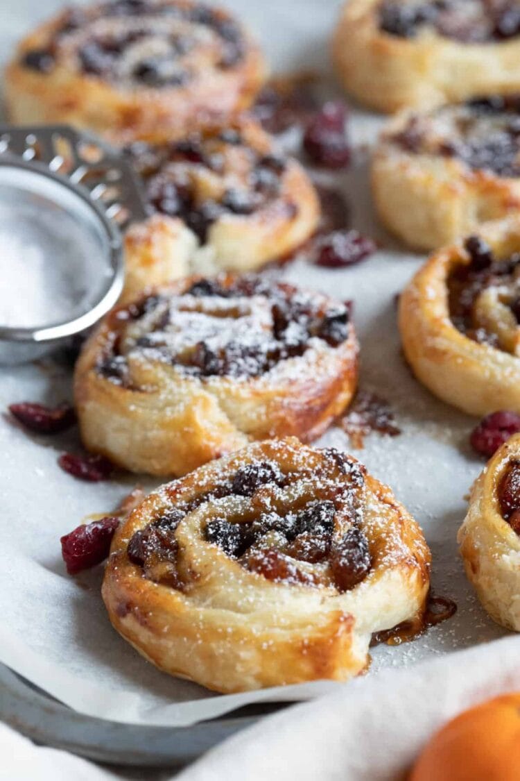21 Puff Pastry Desserts Anyone Can Make - Insanely Good