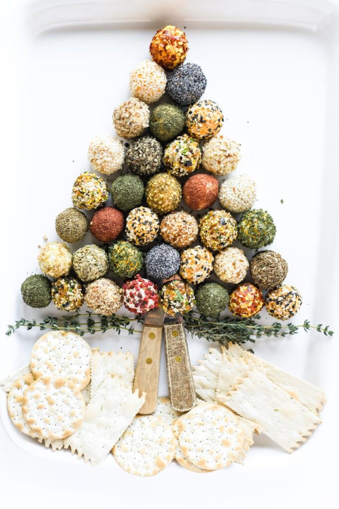 25 Best Christmas Cheese Balls and Appetizers - Insanely Good