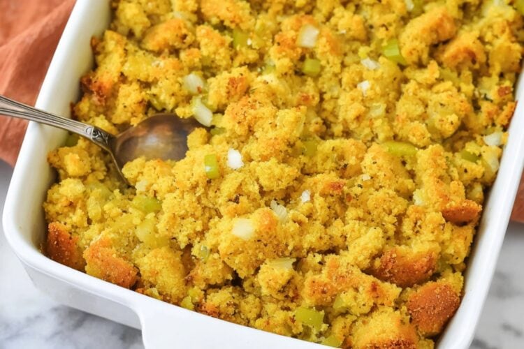 Southern Cornbread Dressing Recipe - Insanely Good