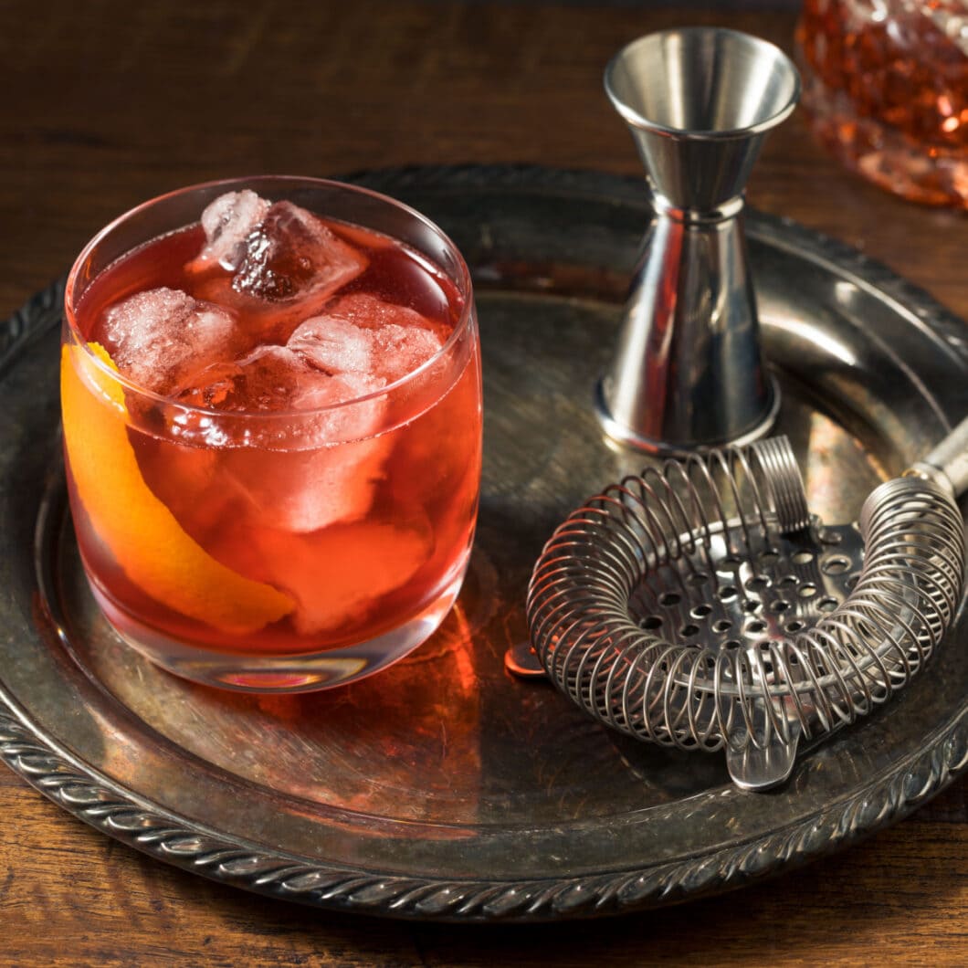 The Classic Boulevardier Cocktail Recipe - Insanely Good