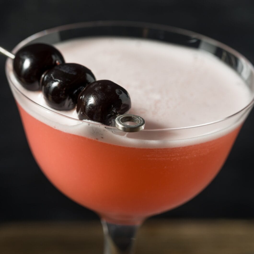 Pink Lady Cocktail Recipe - Insanely Good