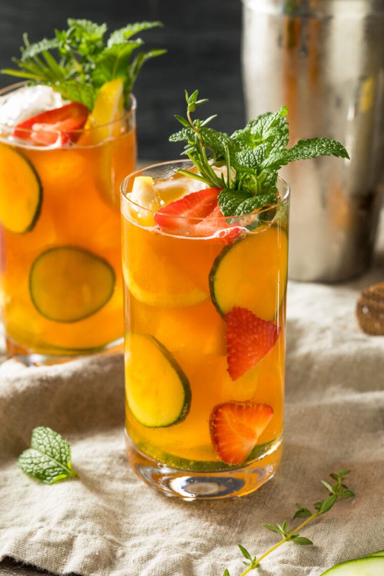 Pimm’s Cup Cocktail (Classic British Recipe) - Insanely Good