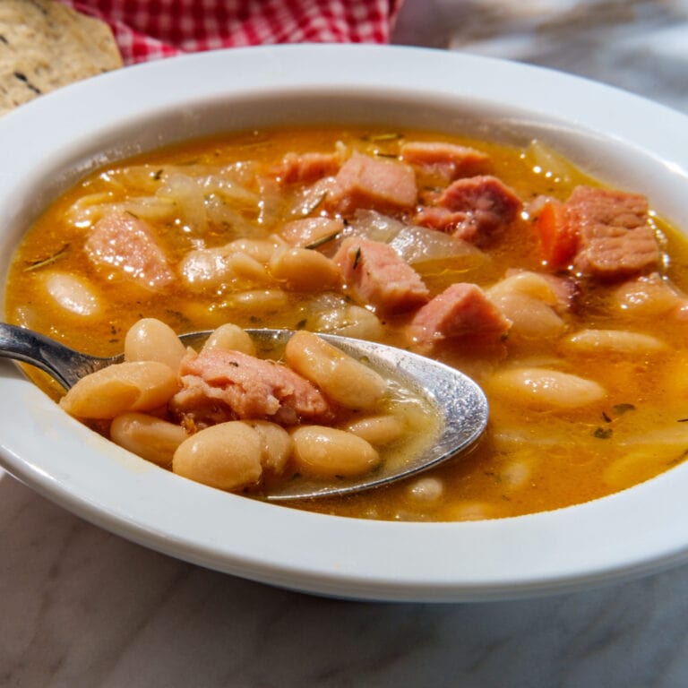 U.S. Senate Bean Soup (Official Recipe) - Insanely Good
