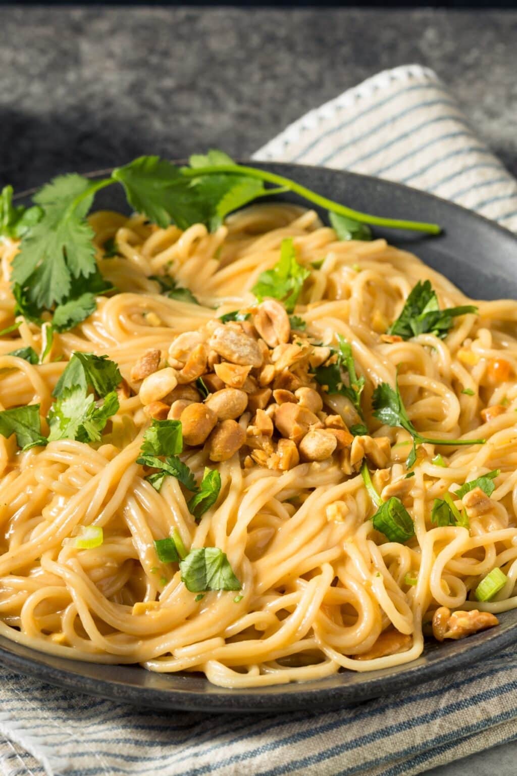 Thai Peanut Noodles (Easy Recipe) - Insanely Good