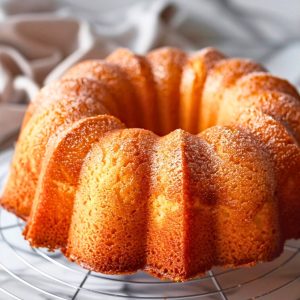 Million Dollar Pound Cake - Insanely Good