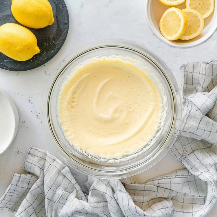 No-Bake Lemon Icebox Pie Recipe - Insanely Good