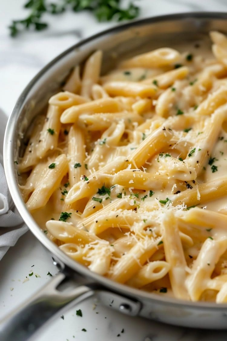 Cream Cheese Pasta - Insanely Good