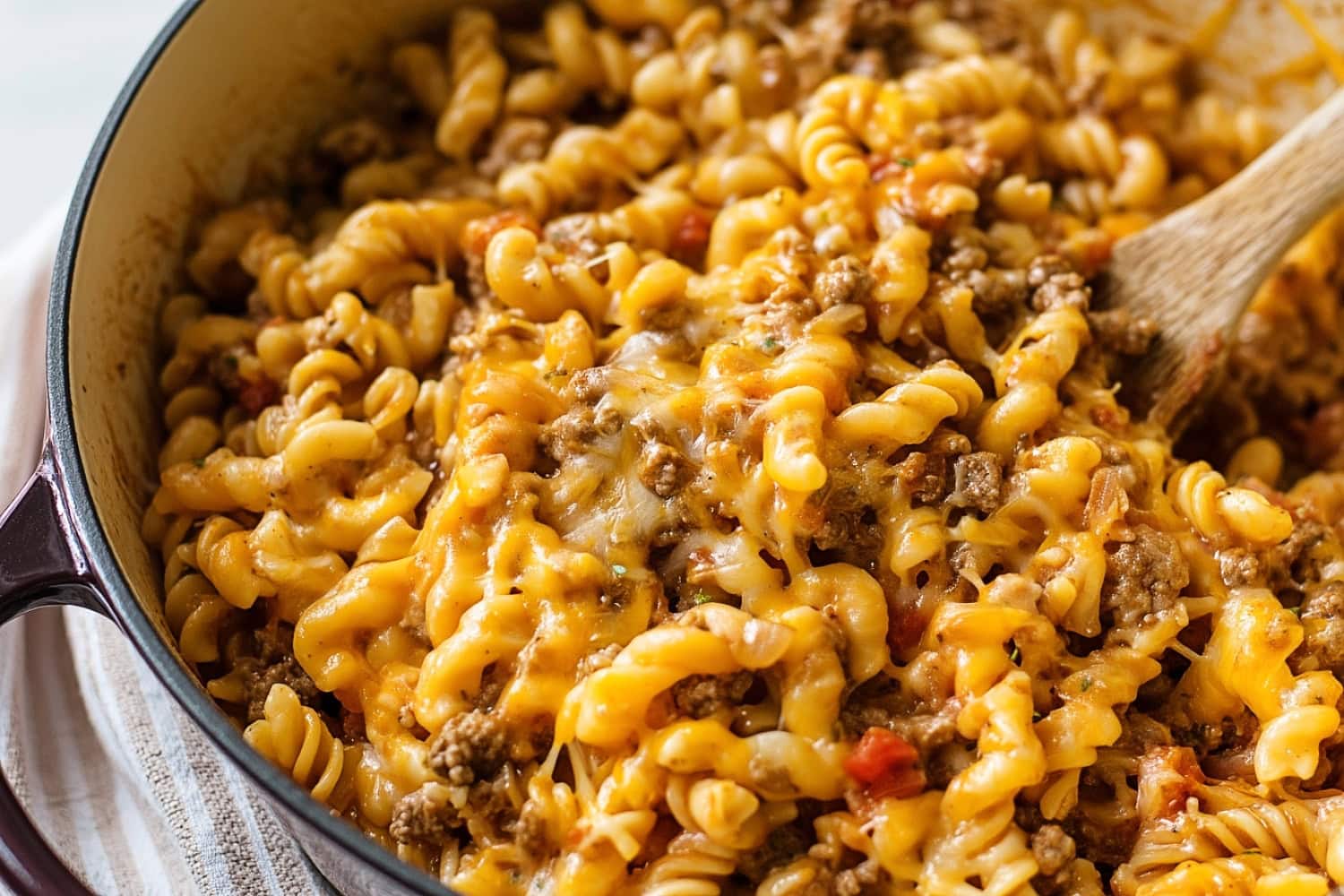 Cheeseburger Pasta - Insanely Good