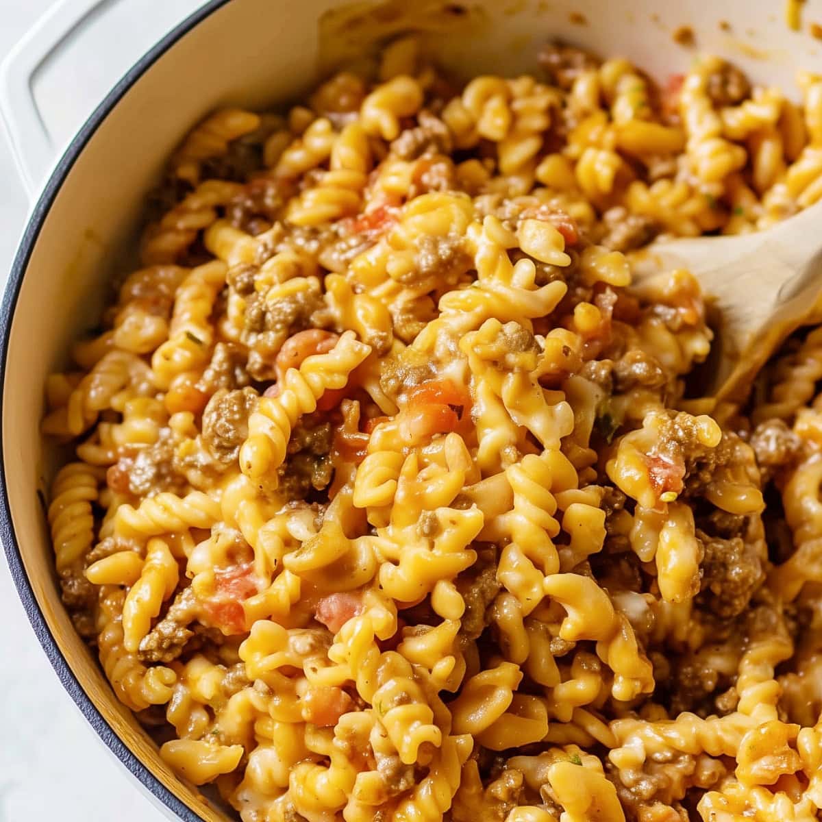Cheeseburger Pasta - Insanely Good
