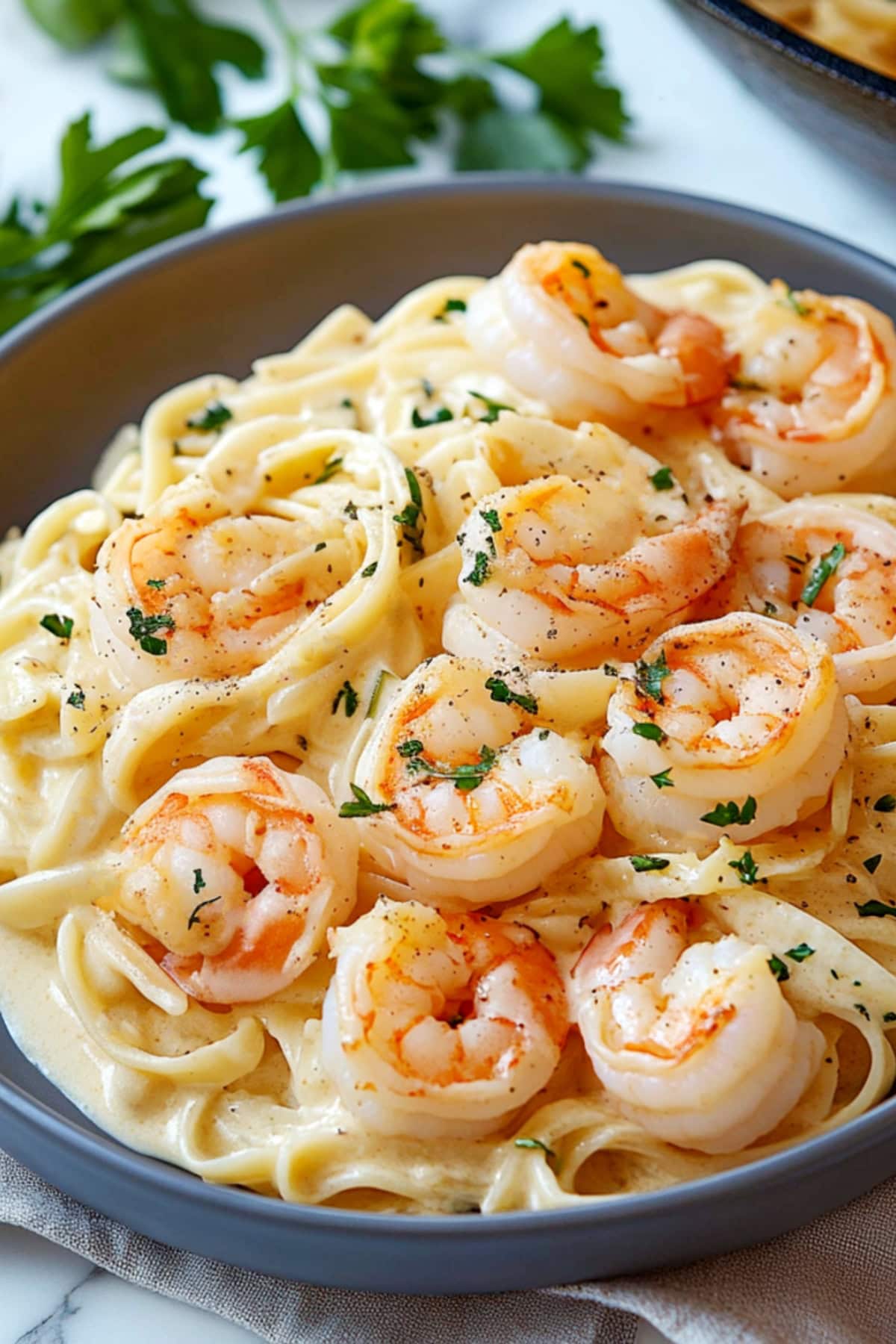 Red Lobster Shrimp Linguini Alfredo - Insanely Good