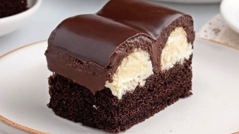 Bumpy Cake - Insanely Good